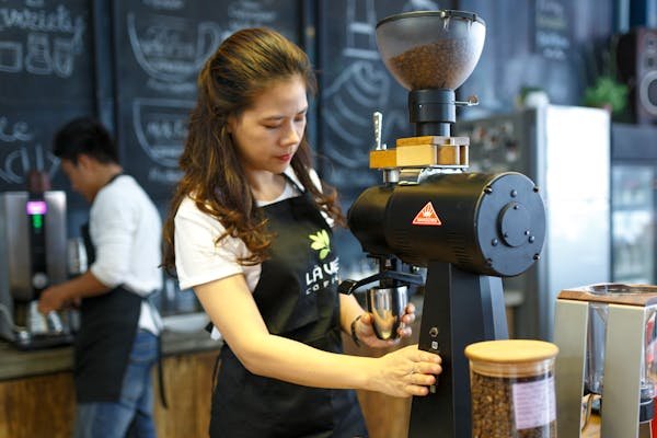 Transformez votre pause café avec une machine à café à grain - Elfa ...